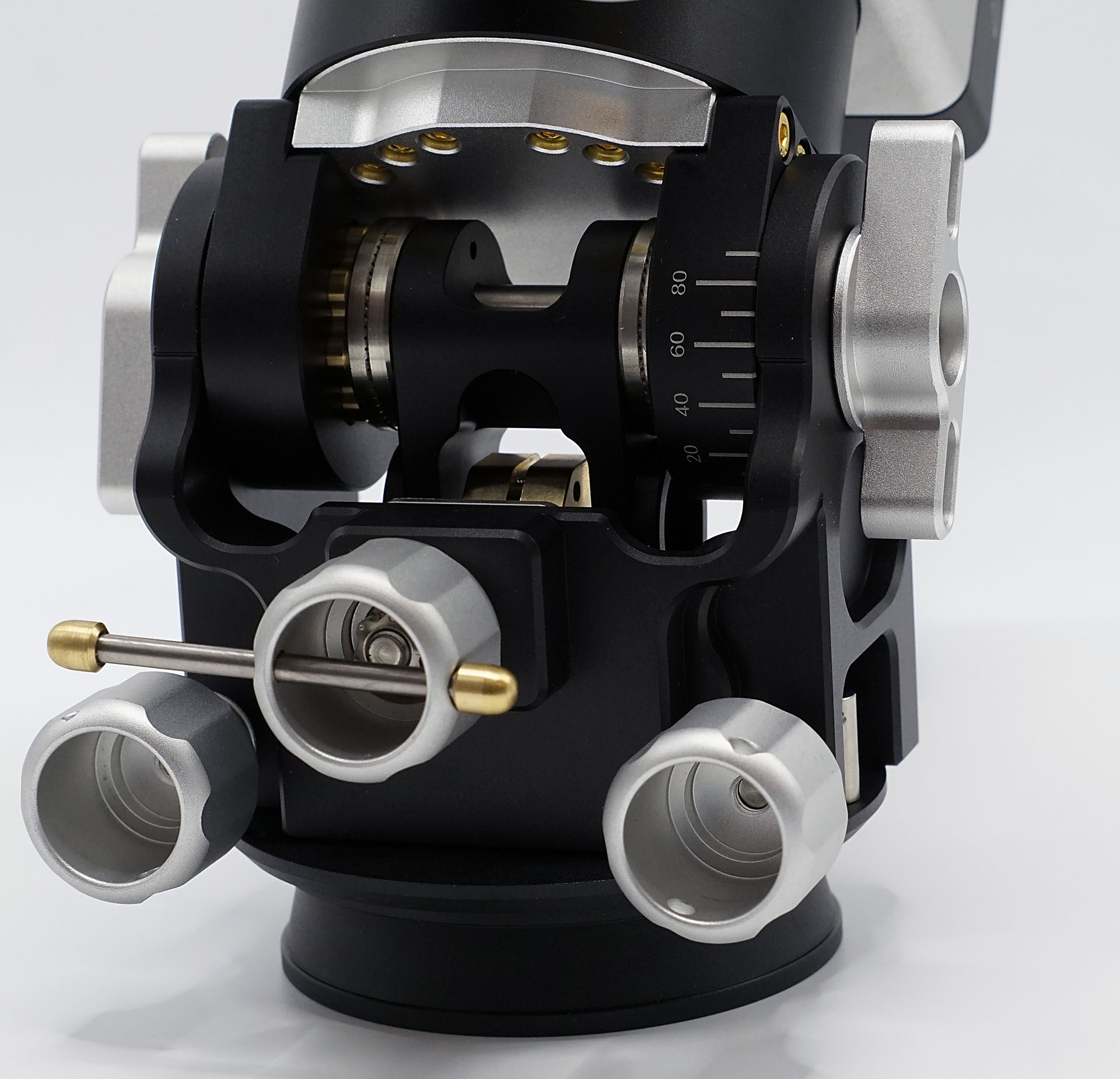 Mount – EmCanAstro